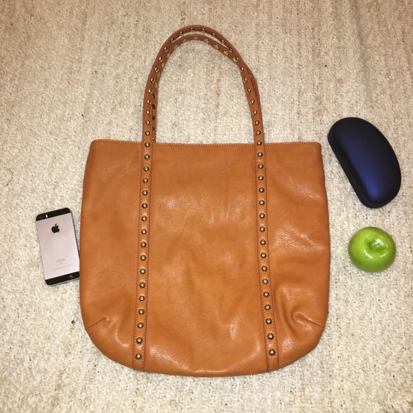 Izzy & Ali | Bags | Izzy Ali Tan Leather Tote Shopper Bag | Poshmark